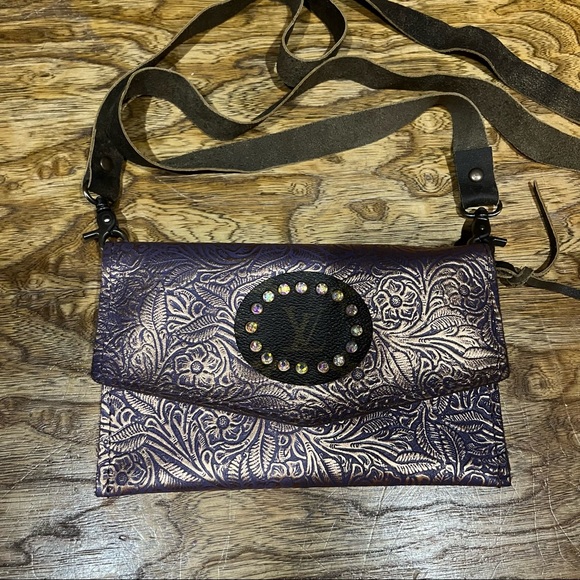 Keep it Gypsy | Bags | New Gorgeous Keep It Gypsy Purple Floral Tooled ...